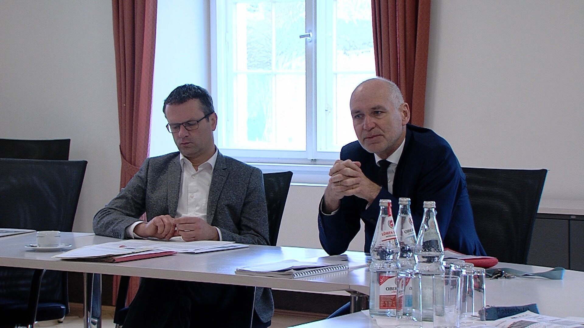 Erster Bürgermeister Thomas Weigel berichtet vom Besuch auf Lesbos | RTF.1